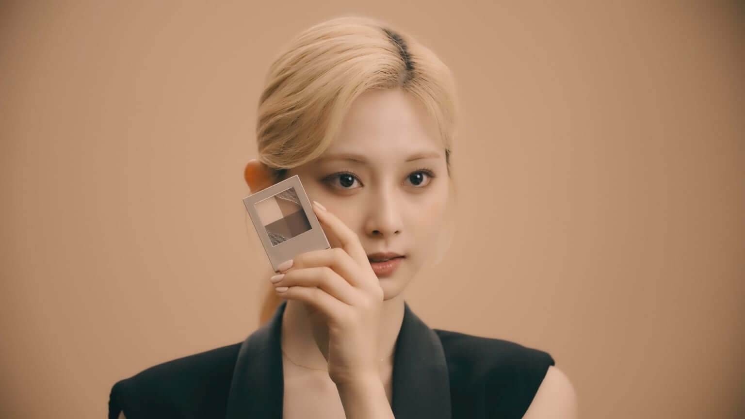 TWICEツウィ＆THE RAMPAGE吉野北人が新ブランドミューズに！Visée(ヴィセ)の新作アイシャドウ＆リップは透け感たっぷりなマット仕上げ♡｜itSnapマガジン