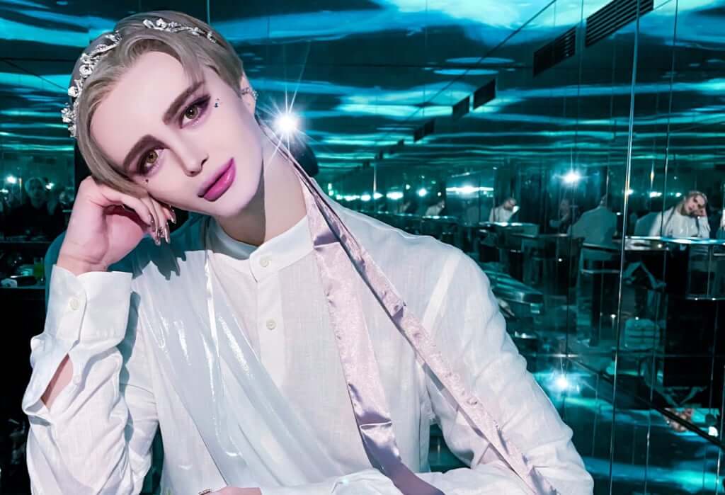 “美の化身”Mattが完全プロデュースした「EMROSE(エムロゼ)」が気になる♡理想の透明肌に近づきたい！｜itSnapマガジン