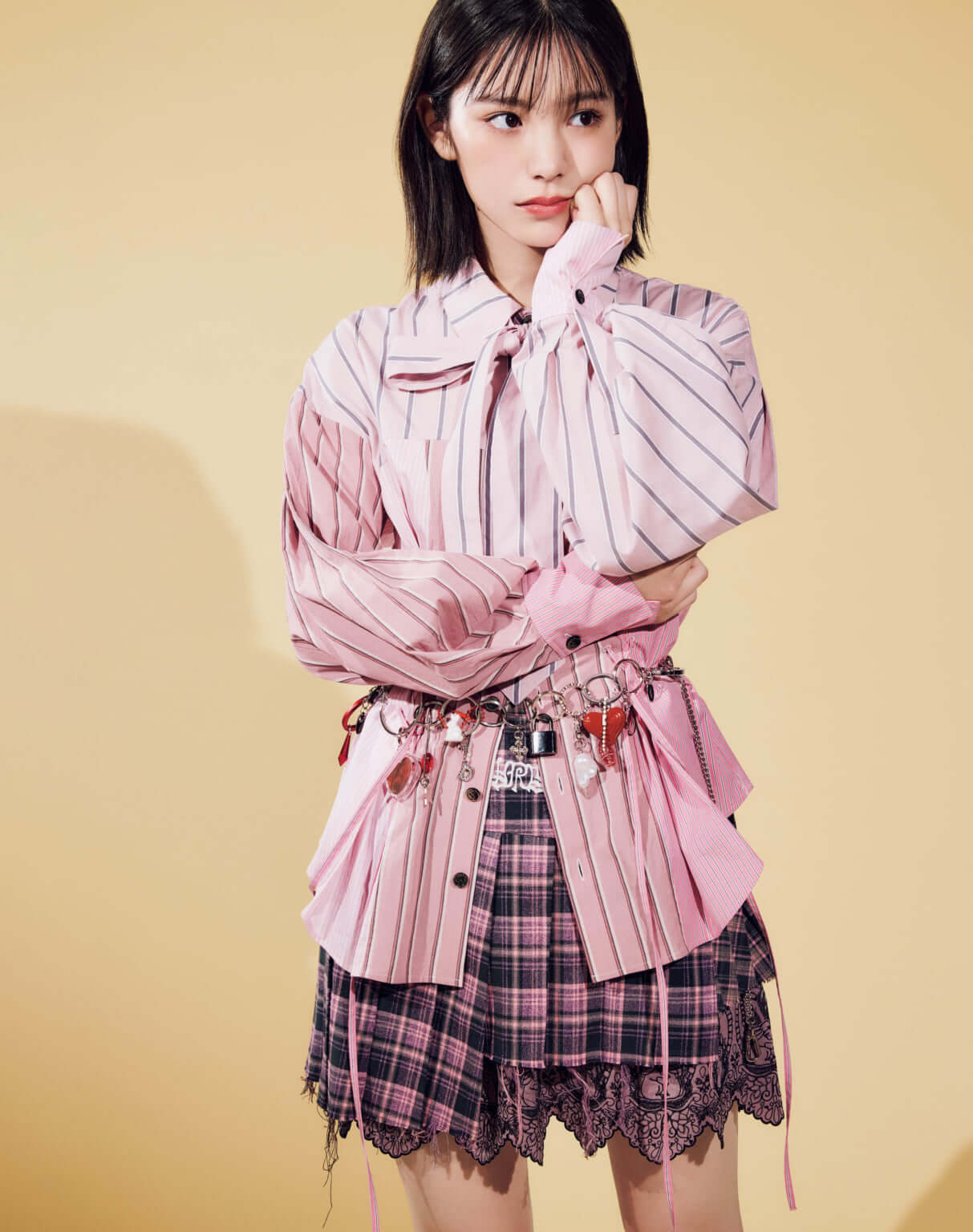 「bis」秋号が到着！筒井あやめサンの透明感が凄すぎるビジュに目が離せない♡｜itSnapマガジン